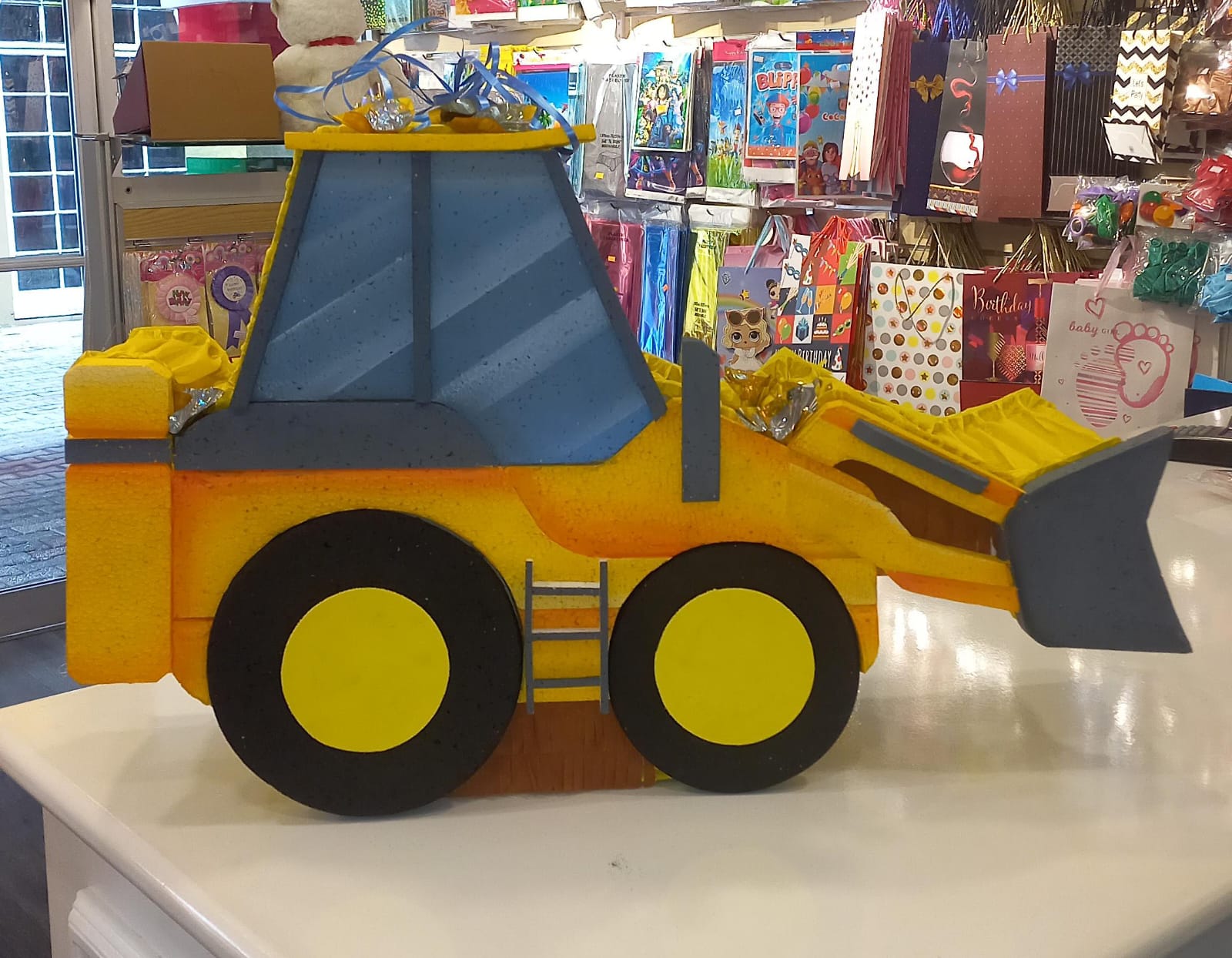 Excavator Pinata – Preppy Kids (Grand Bazaar)