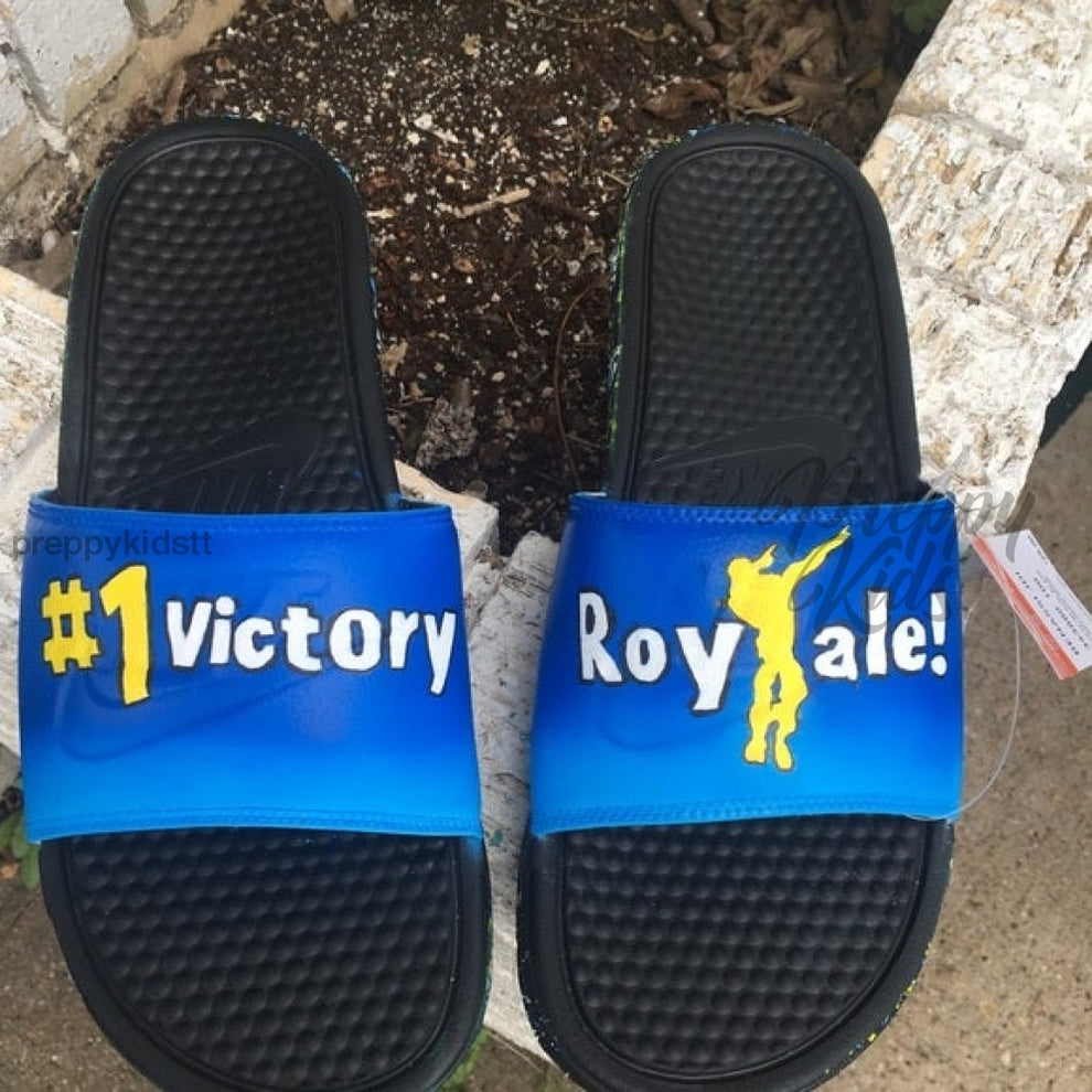 Fortnite Victory Royale Slippers Slides – Preppy Kids (Grand Bazaar)